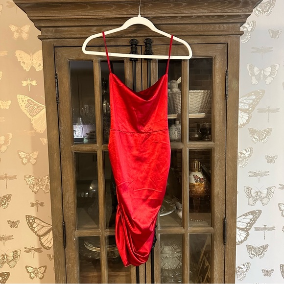 Windsor | Dresses | Windsor Red Satin Dress | Poshmark